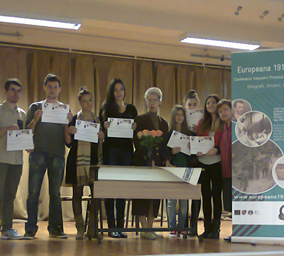 Romanian students engage with Europeana WWI content | Europeana PRO